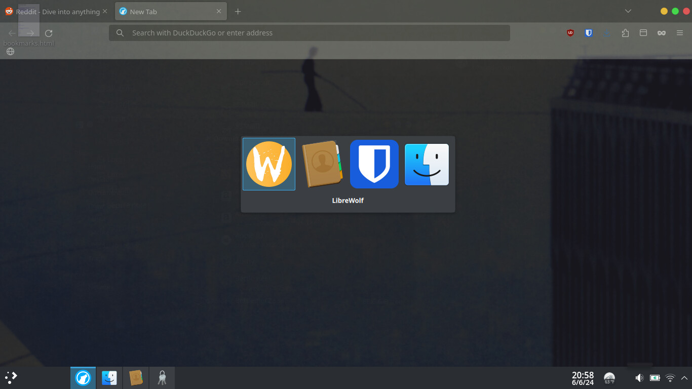 Why is my Librewolf icon completely different in task switcher? - Help ... Why is my Librewolf icon completely different in task switcher? - Help ...